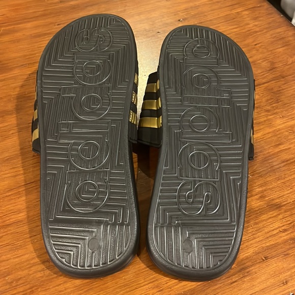 adidas | Shoes | Adidas Adissage Slides Sandals Shoes Black Gold Eg657 ...